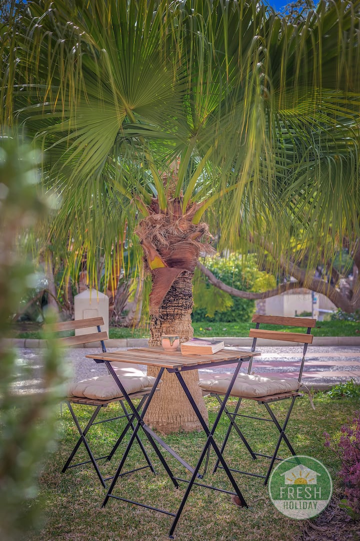 Quiet/ Stylish/ 2br Apart. Priv.patio/ Shared Pool - Costa Tropical