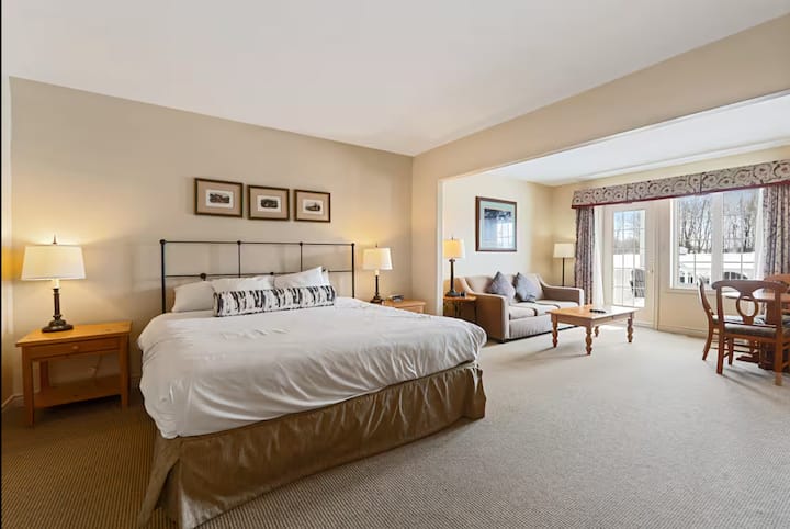 Luxury Horseshoe Resort Style Yo - Horseshoe Valley