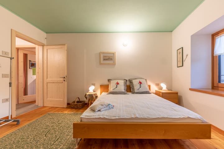 Stanza "Hèllgrea" (Verde) In Casa Della Rosina - Levico Terme