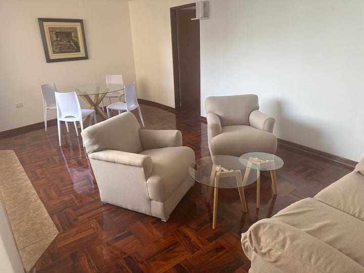 Miraflores Benavides Stylish Apartment - Peru