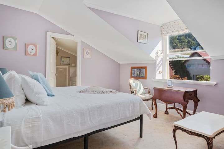Franklin Lodge, Huon Valley, Lavender Rm, King - Cygnet