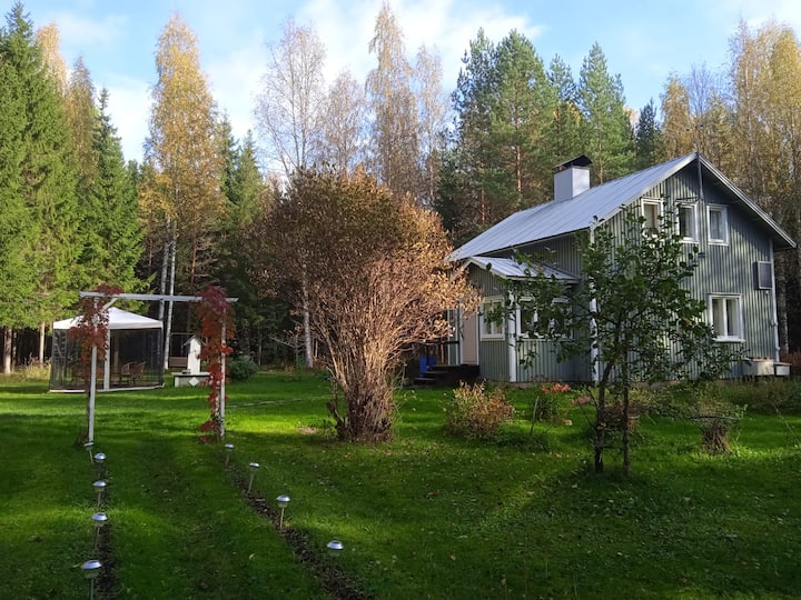 Mökki Uudella Rantasaunalla - Laukaa
