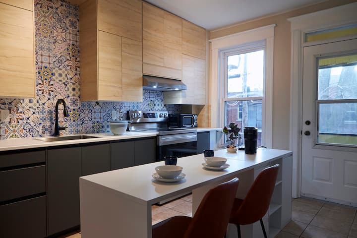 Ton Nouveau Chez-toi Sur Le Plateau Mt-royal! - Montréal, QC