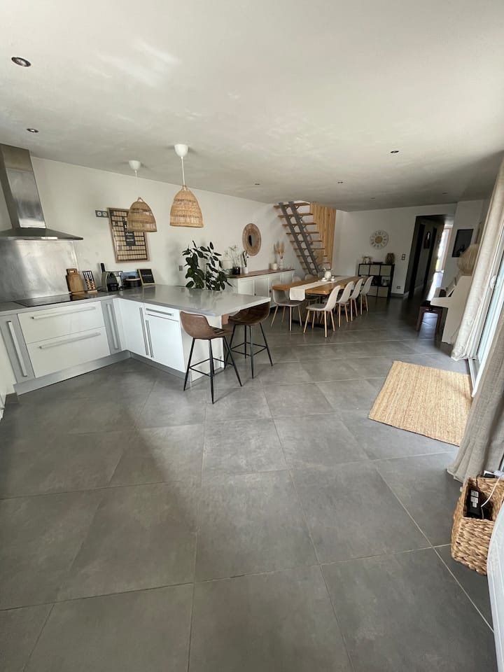 Maison De 130m² Avec Jacuzzi - Tain-l'Hermitage