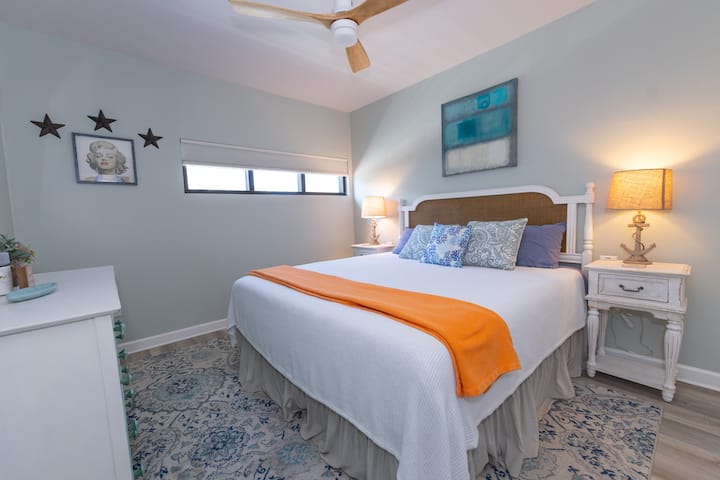 Coastal Serenity - Luxury For Adults - Pensacola Beach, FL