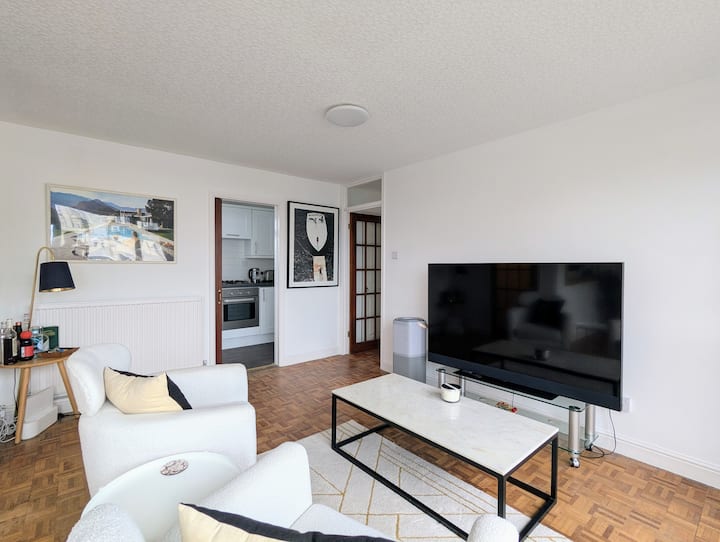 Seaside Penthouse - Eastbourne