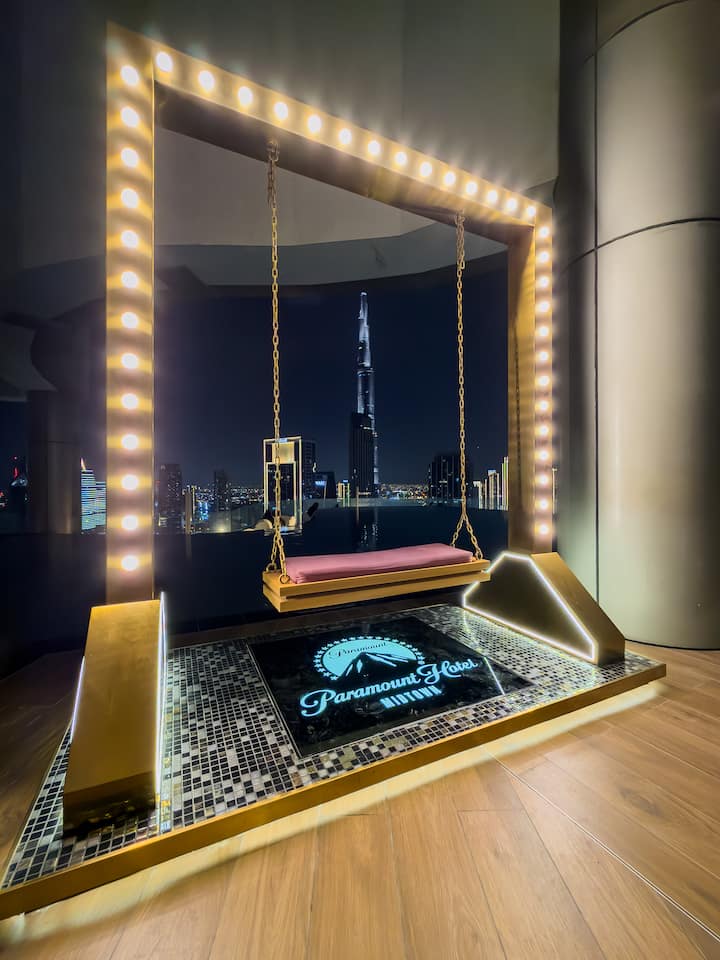 Sky Suite & Rooftop Pool: Dubai's Ultimate View - Dubái