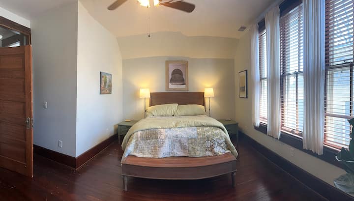 Room In Historic Home Near Utc - Chattanooga, TN
