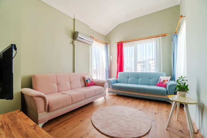 Sahile Yakın 2+0 Mutfaklı Daire - Antalya