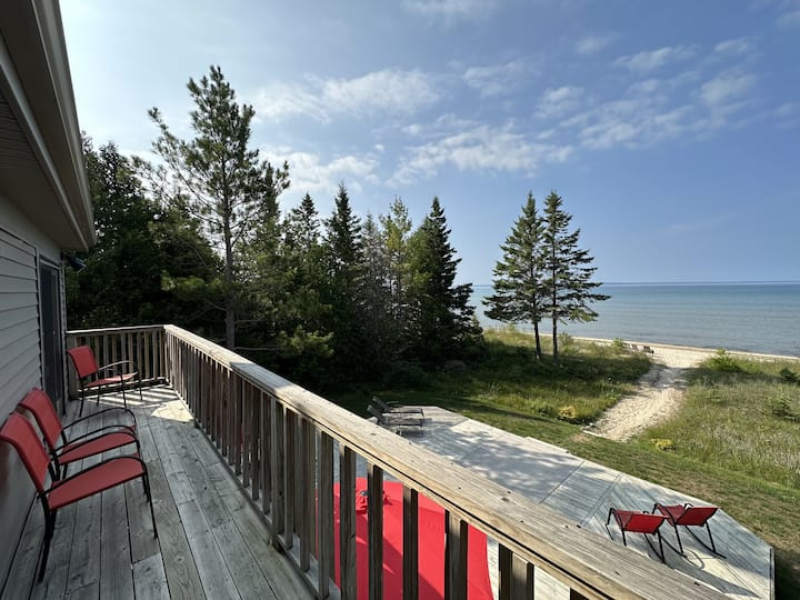Lake Michigan Beach House - St. Ignace, MI