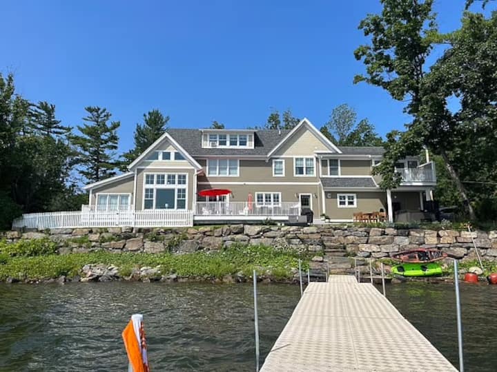 Monthly Lakefront 6 Bed/3.5 Bath - Burlington, VT