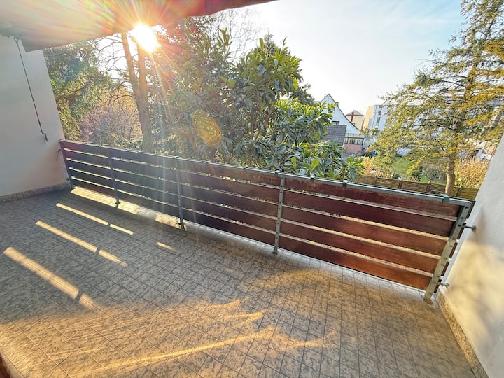 120 M² Wohnung -1. Og Mit Balkon - Cologne
