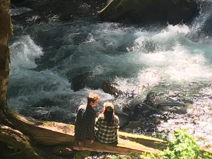 Coal Creek Rv Site
- Full Hookups
- No Bathrooms - Packwood, WA