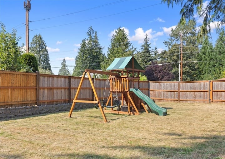 Serene Lakeside Guest House - Lynnwood, WA