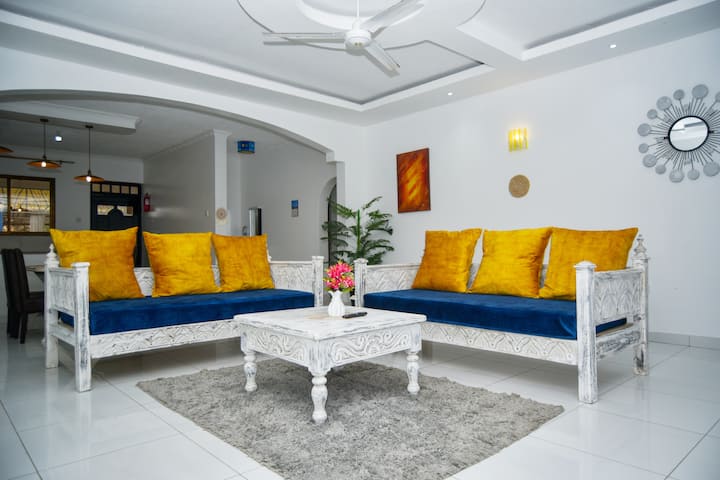 Elna's Haven Diani -Your 2br Diani Beach Home (Ac) - Diani Beach