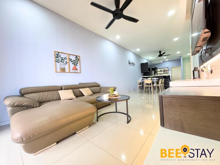 Taiping Tranquil Apartment Pool Gym Netflix 9pax - Taiping