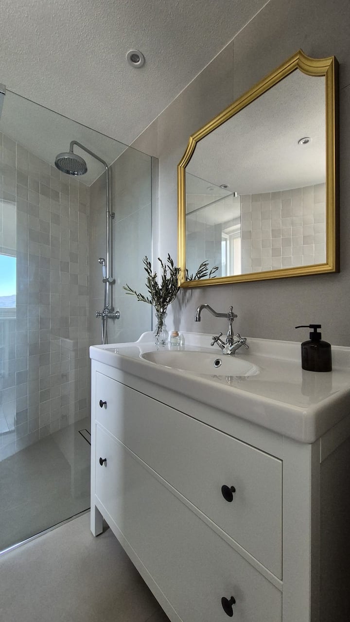 The Charm Of Tradition Just For The Two Of You! - Croatie