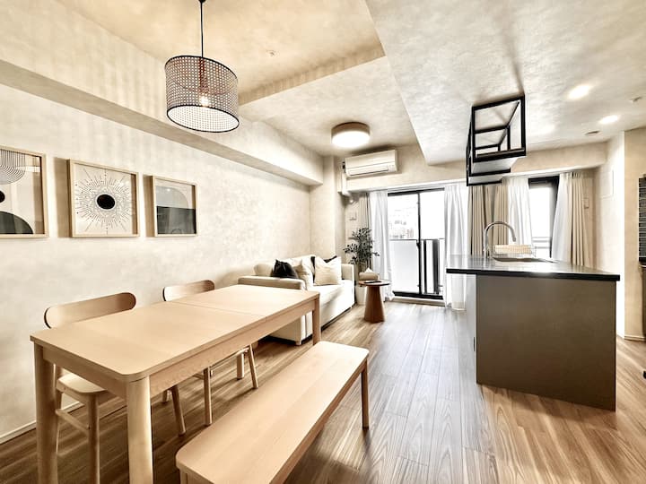 【8-min Walk From Shinsaibashi】osaka Expo - Japan