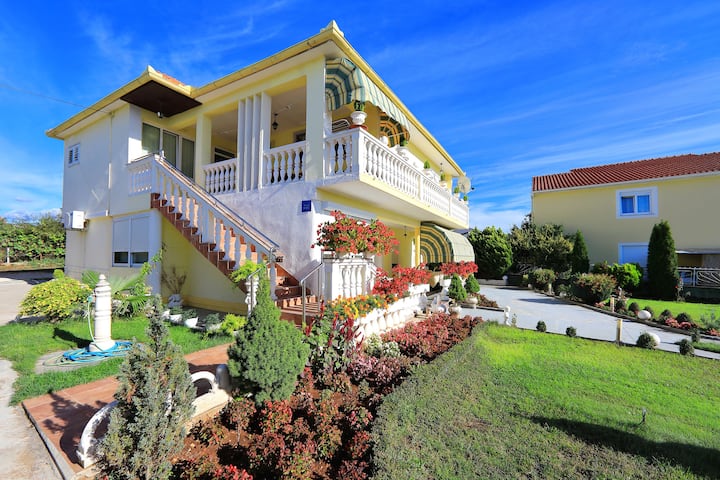 Spacious Apartment Ljiljana - Zadar