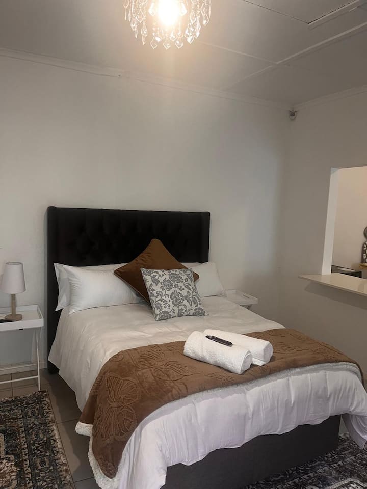 The Writing Cabin - Solo Retreat - 웰링턴