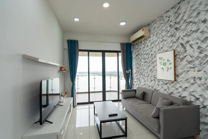 Bay Laurel Sunset Full Seaview
Beach | Kids Zone - Johor Bahru
