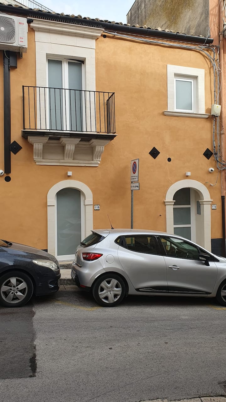 Casa Rioda: Vasca Idromassaggio E Posizione Ideale - Ragusa