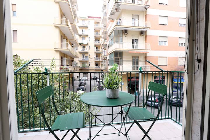 Guesthost - Happy House 200m From The Beach - Salerno