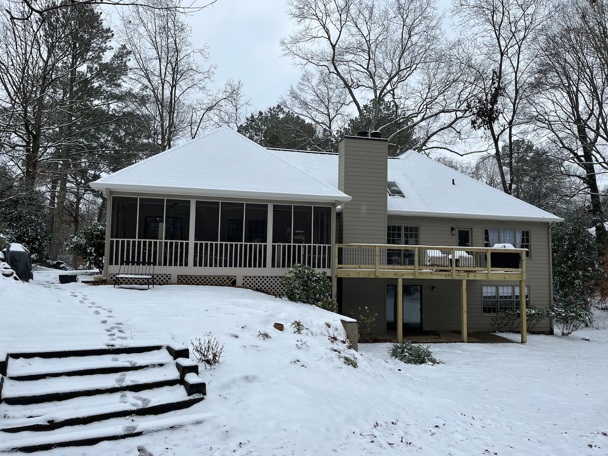 Habitación cómoda con baño adjunto. - Casas en renta en Roswell ...