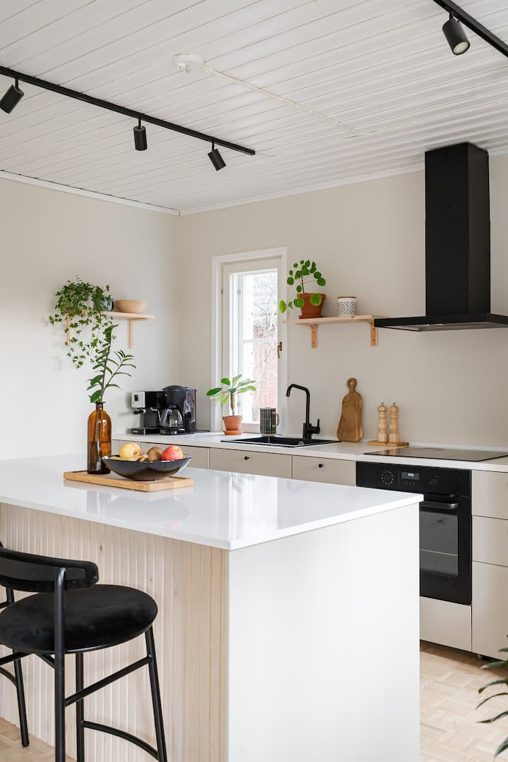 Cozy Guesthouse In Peaceful Tapanila - Helsinki