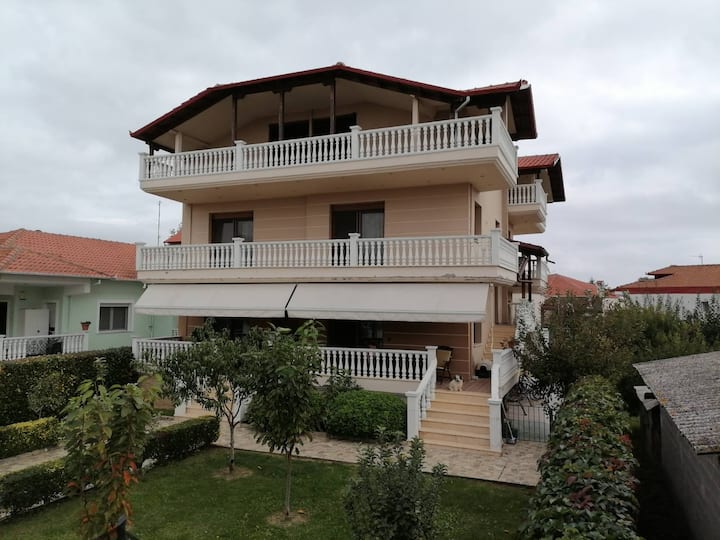 Dima House - Катерини