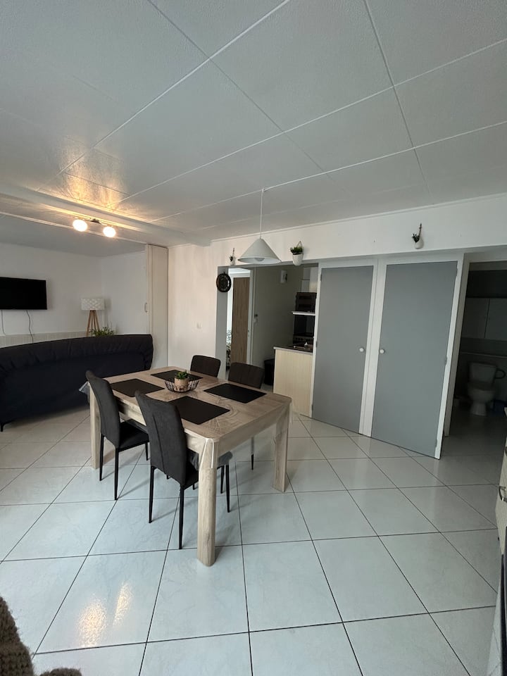 Charmant Logement Tout éQuipé à 150m De La Plage - Jullouville