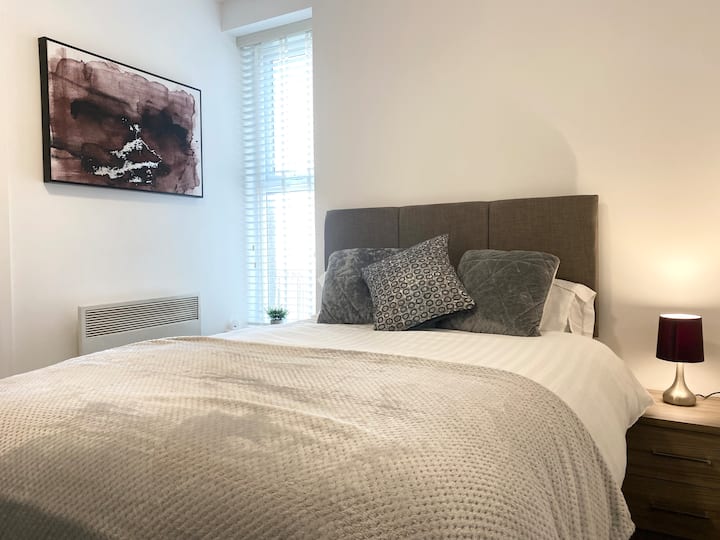 Heritage Hotel - Room 4
(Double Room) - Porthcawl