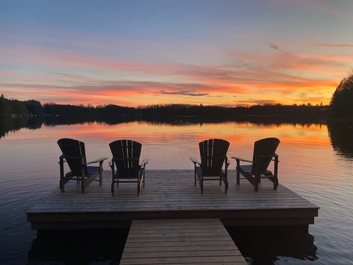 Whispering Woodlands Lake House On Irish Lake - Durham