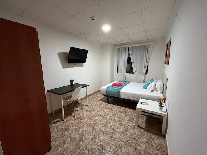 Habitación Matrimonial Privada - Manises