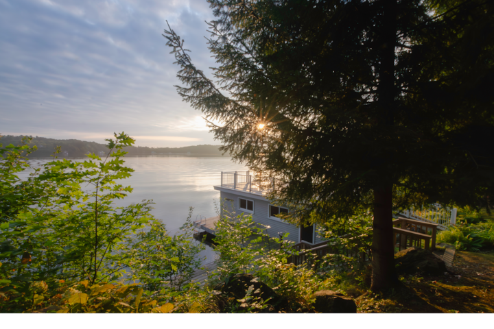Port Sandfield Lakefront Cottage - Muskoka District Municipality
