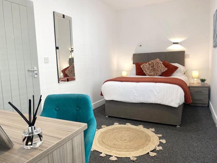 Heritage Hotel - Room 5 (Double) - Porthcawl