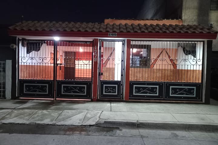 Casa Cercas Del Aeropuerto Gdl - Guadalajara