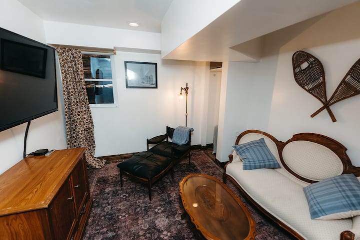 Ensign Apartment / Ellerbeck B&b / Historic Home - Salt Lake City, UT