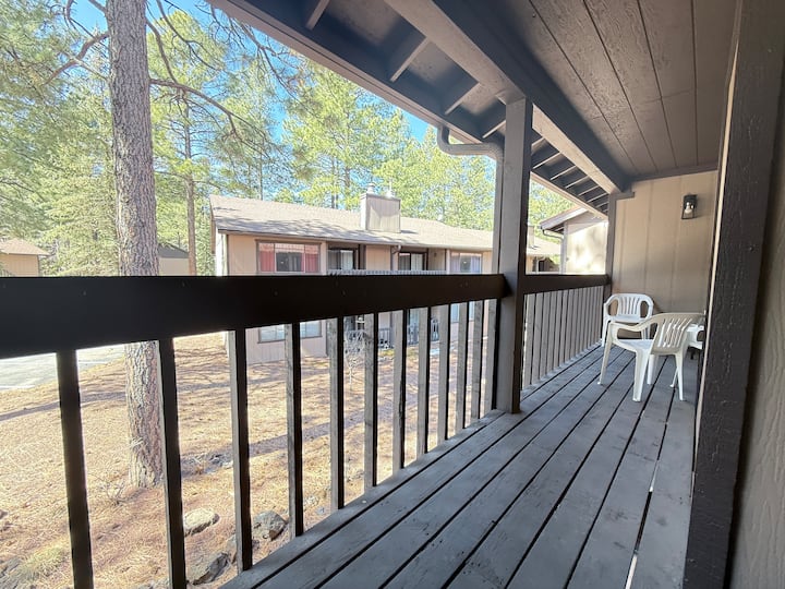 Sports Village | 2 Br 1 Ba | Fireplace | Sleeps 4+ - Pinetop-Lakeside, AZ