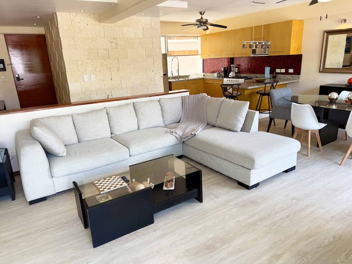 Modern Condo Top Location Near Las Perlas Beach! - Cancún
