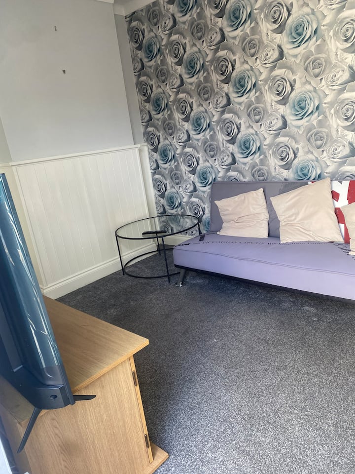 1 Bed House With Garden - Sittingbourne