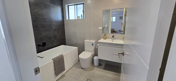 Luxury 5bedroom Schofields House - Blacktown