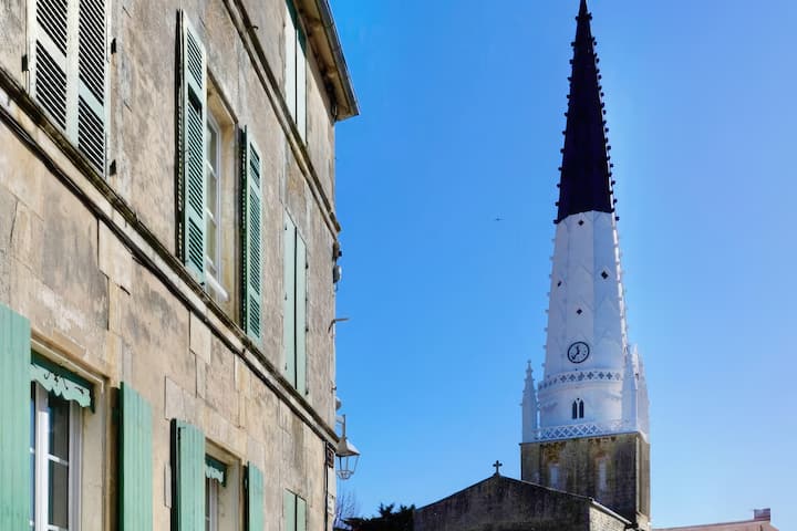 R28-29 Maison-galerie D’art Face Clocher D’ars - Ars-en-Ré