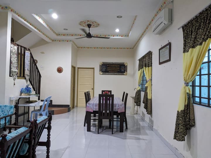 Ez Homestay Kuala Nerus - Kuala Terengganu