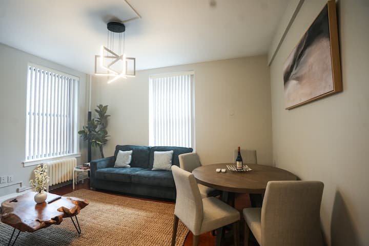 Soleil Suites #1 | Lux 1br | Downtown Loring Park - Minneapolis