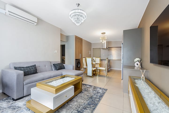 Stylish Urban Escape | 2br In Rivonia, Sandton - Sandton
