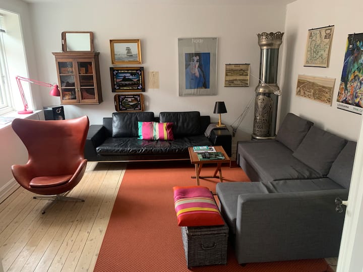 Rummelig 3 Værelses Lejlighed. - Copenaghen