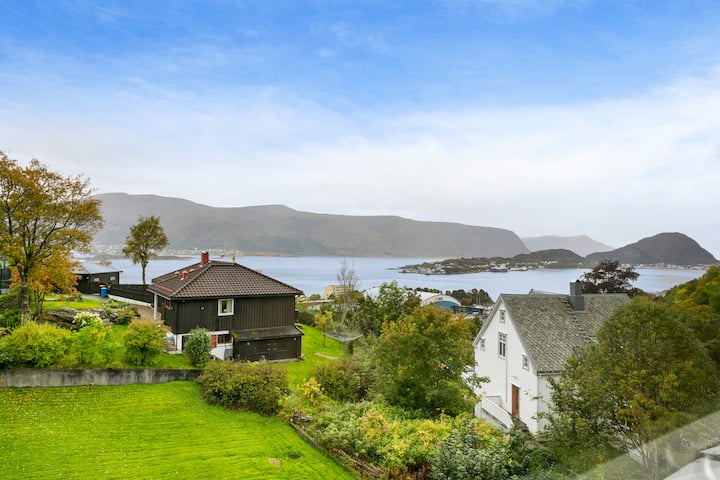 Leilighet Med Havutsikt. - Alesund
