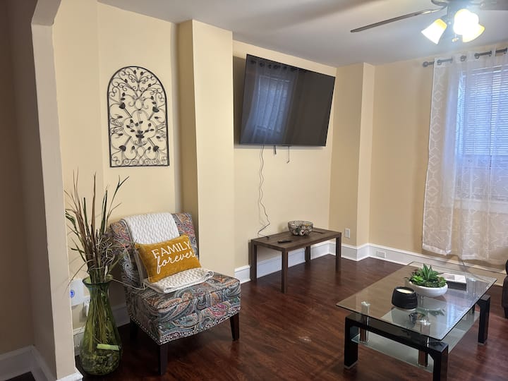 Cozy & Convenient 3bed Row Home - 윌밍턴
