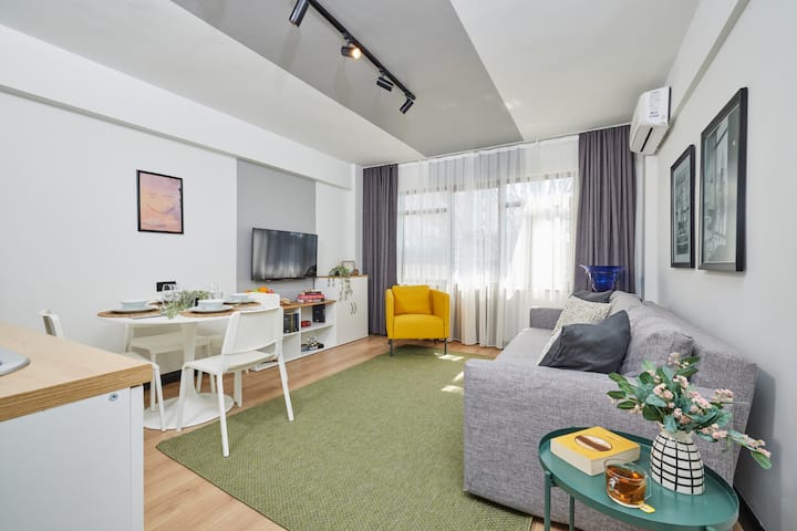 Stylish 2br In Central Istanbul | 3-min To Metro - Şişli